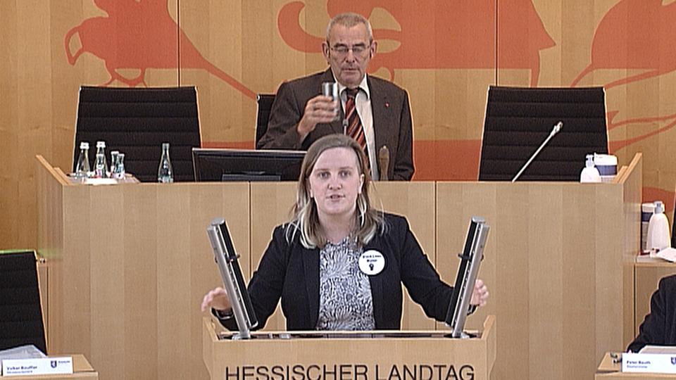 Elisabeth Kula (Linke): “Es geht um nur um das individuelle ... Elisabeth Kula (Linke): “Es geht um nur um das individuelle ...
