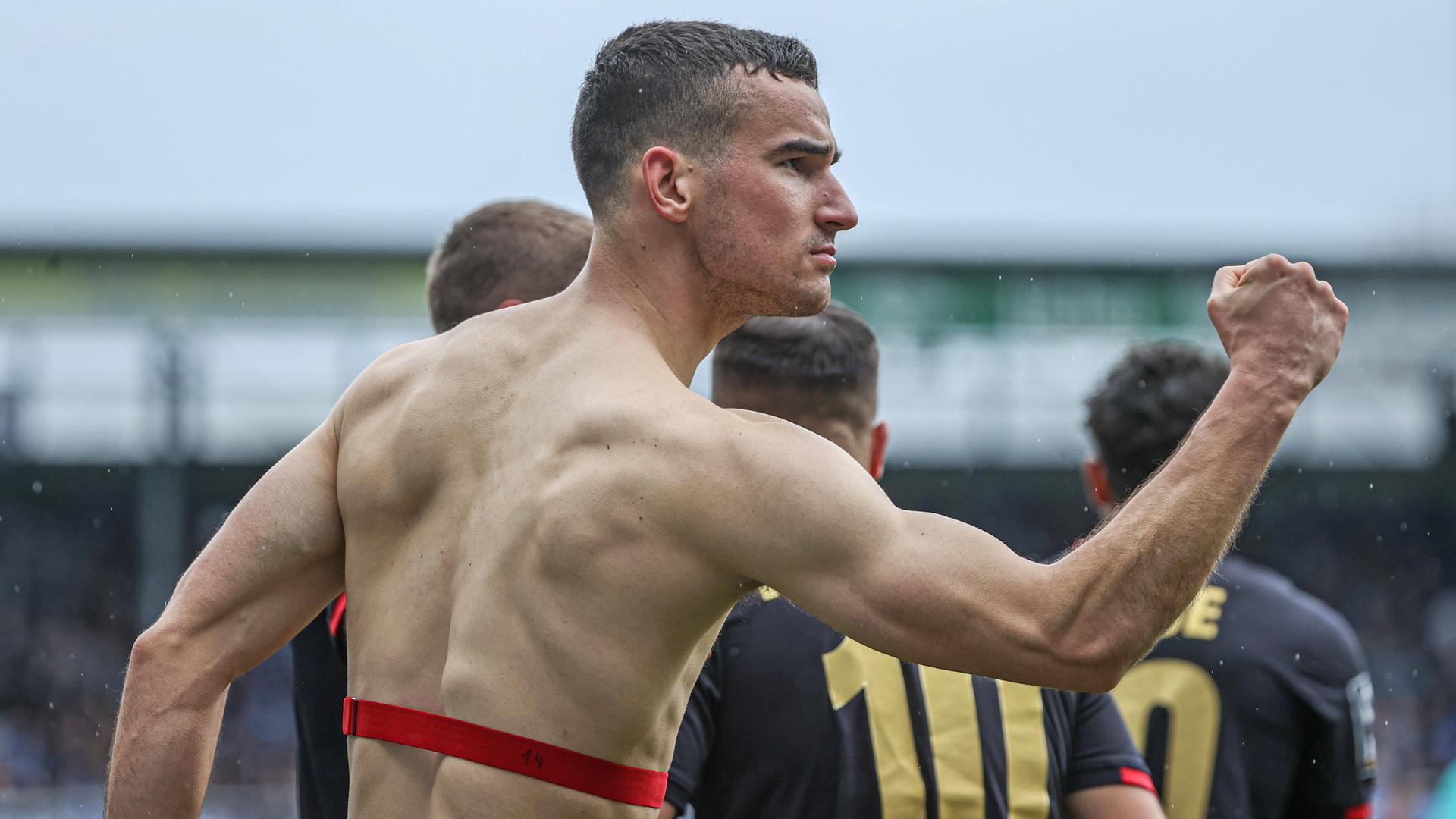 SV Wehen Wiesbaden verlängert mit Stürmer Prtajin | hessenschau.de | SV ... SV Wehen Wiesbaden verlängert mit Stürmer Prtajin | hessenschau.de | SV ...